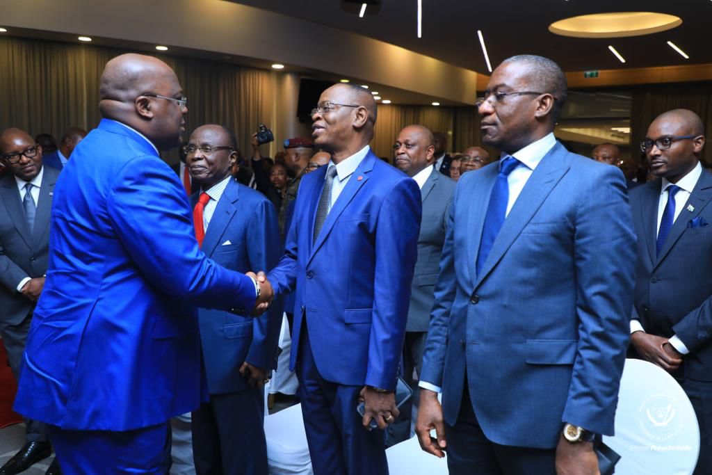 Sanguma T. Mossai : Un nom et une histoire vraie racontée par Robert ...